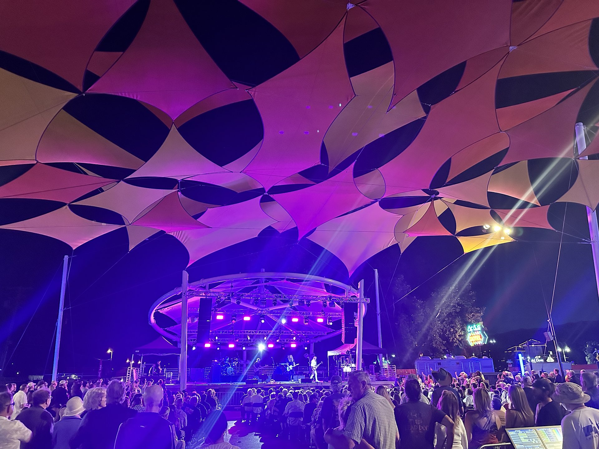 Glow Plaza | J Resort, Reno NV