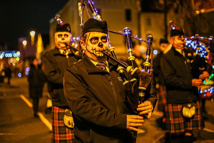 Samhain in Ireland: Halloween Extravaganza