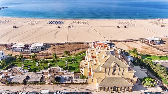 AP Oriental Beach (Adults Only)